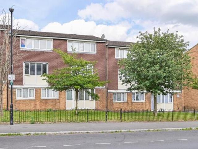 3 bedroom maisonette for rent in Acacia Road, N22, Wood Green, London, N22
