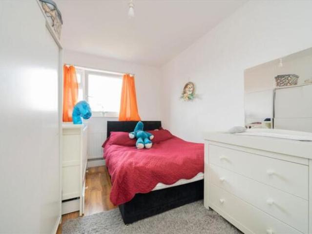 3 bedroom maisonette for rent in Aintree Estate, London, SW6