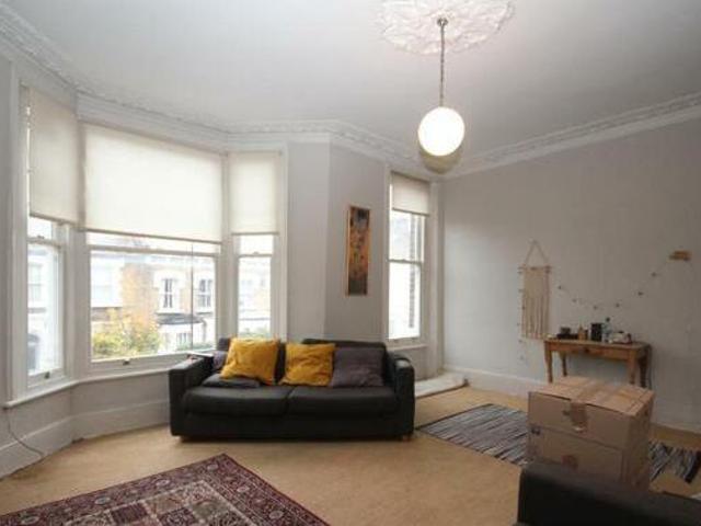 3 Bedroom Maisonette For Rent In Archway, London