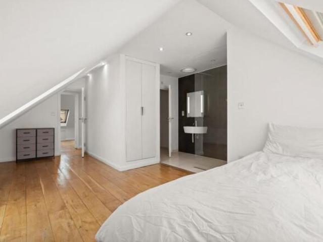 3 bedroom maisonette for rent in Aylestone Avenue, Brondesbury Park, NW6