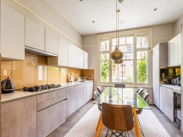 3 Bedroom Maisonette For Rent In Barons Court, London