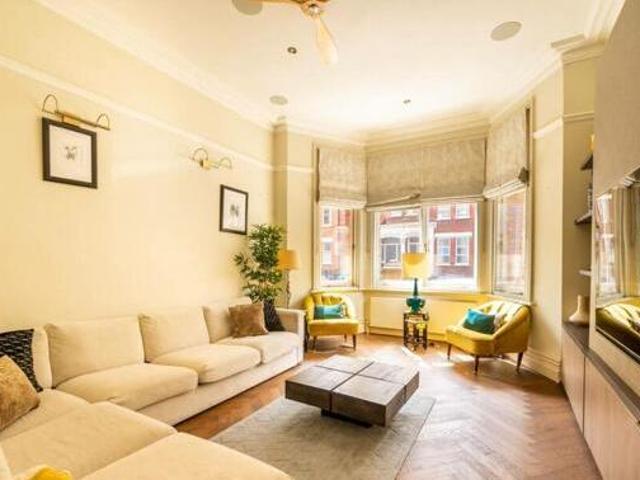 3 Bedroom Maisonette For Rent In Barons Court, London