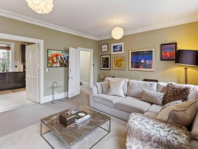 3 bedroom maisonette for rent in Cambridge Gardens, North Kensington, London, W10