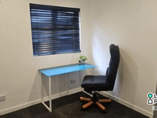 3 bedroom maisonette for rent in Denhurst Gardens, Hendon, Greater London, NW4 3QT, NW4