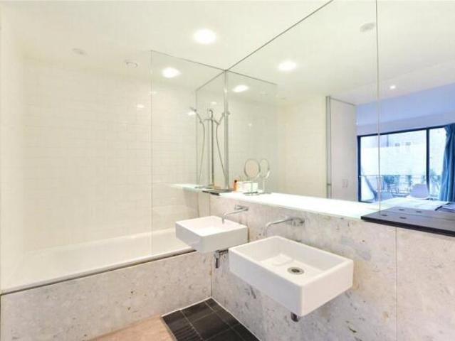 3 bedroom maisonette for rent in Dean Street, Soho, London, W1D