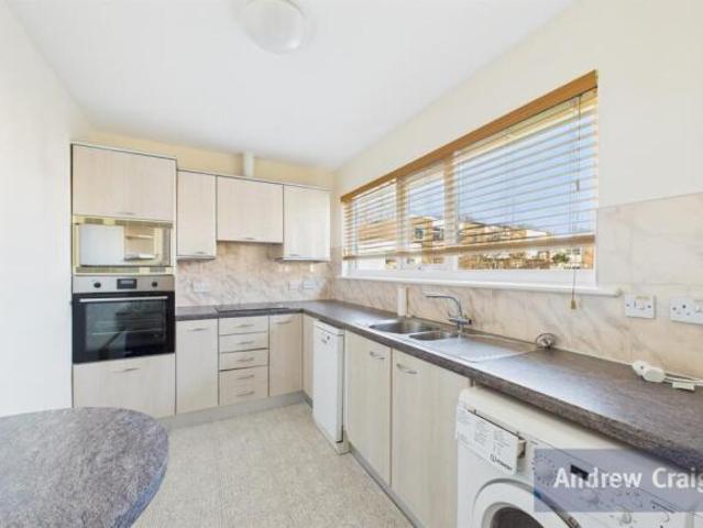 3 bedroom maisonette for rent in Ferndene Court, Gosforth, NE3