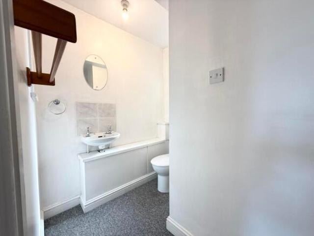 3 bedroom maisonette for rent in Fletton Avenue, Peterborough, PE2