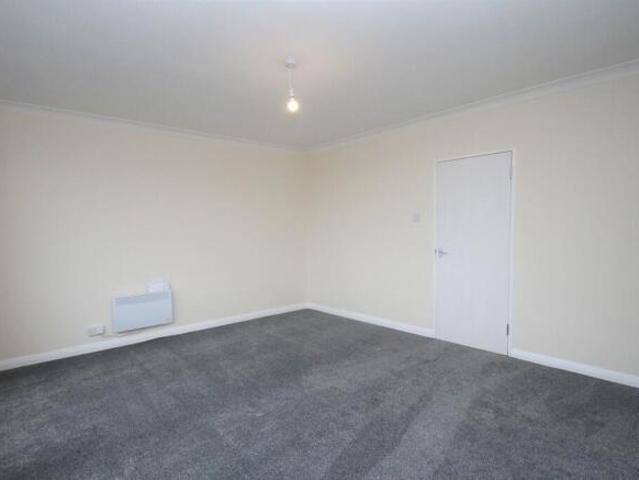 3 bedroom maisonette for rent in Goring Road, Worthing, BN12 4AL, BN12