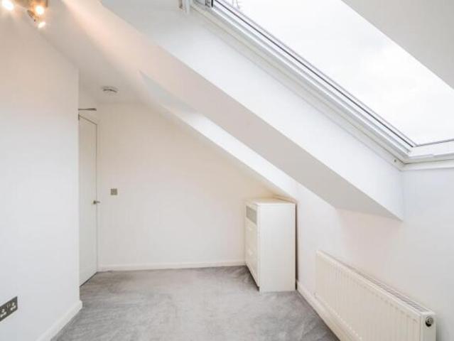 3 bedroom maisonette for rent in Grierson Crescent, Trinity, Edinburgh, EH5