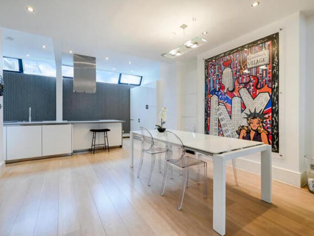 3 bedroom maisonette for rent in Ives Street, SW3