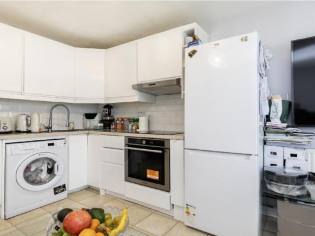 3 bedroom maisonette for rent in Kiln Place, NW5