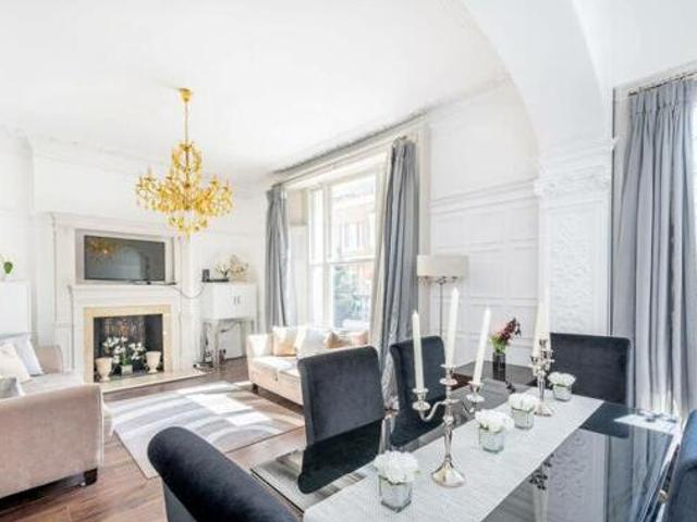 3 Bedroom Maisonette For Rent In Knightsbridge, London