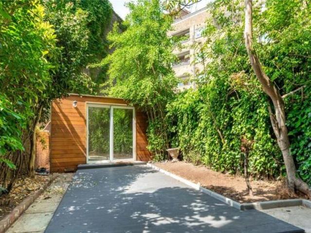 3 bedroom maisonette for rent in Lexham Gardens, Kensington, W8