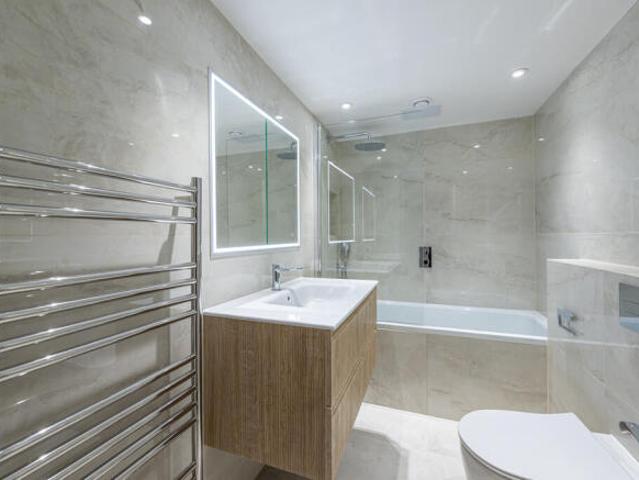 3 bedroom maisonette for rent in Lowndes Square, Knightsbridge, SW1X