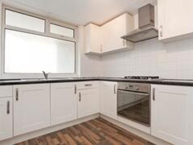 3 bedroom maisonette for rent in Manchester Road, Tower Hamlets, London, E14