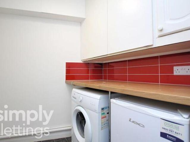 3 bedroom maisonette for rent in New England Road, Brighton, BN1