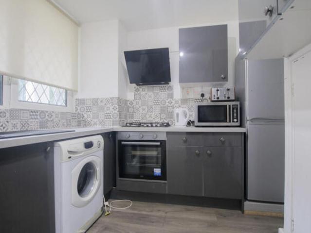 3 bedroom maisonette for rent in Newall House, Harper Road, London, SE1