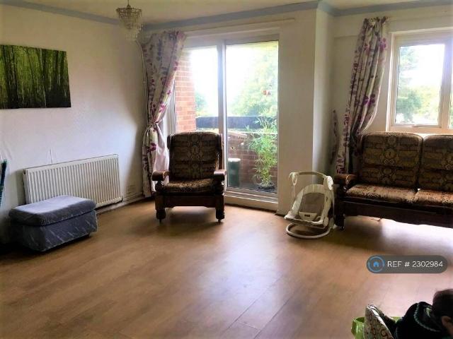 3 bedroom maisonette for rent in Reading, RG2