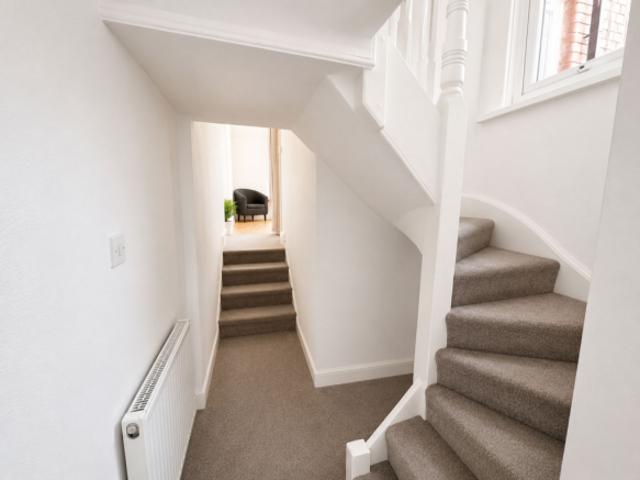 3 bedroom maisonette for rent in Red Lion Lane, Exeter, EX1