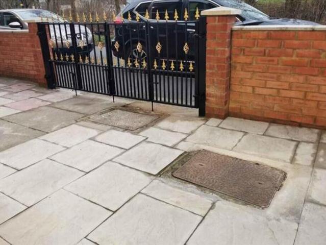 3 bedroom maisonette for rent in Sandy Drive, Feltham, TW14