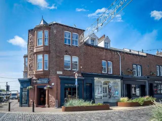 3 bedroom maisonette for rent in Senhouse Street, Maryport, CA15