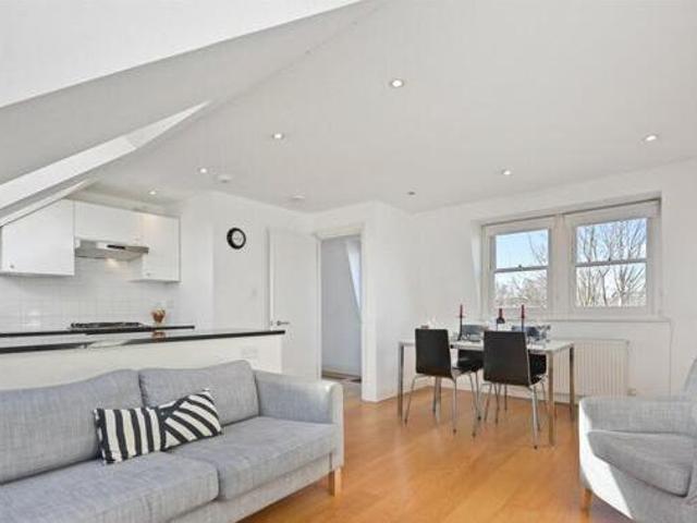 3 Bedroom Maisonette For Rent In Shepherds Bush, London