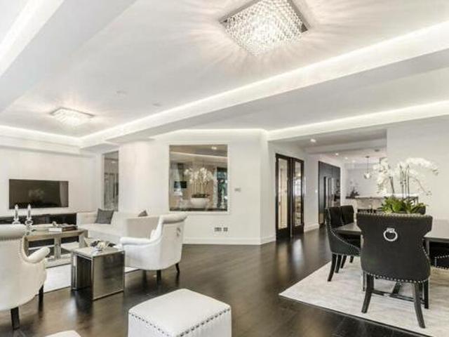 3 Bedroom Maisonette For Rent In South Kensington, London