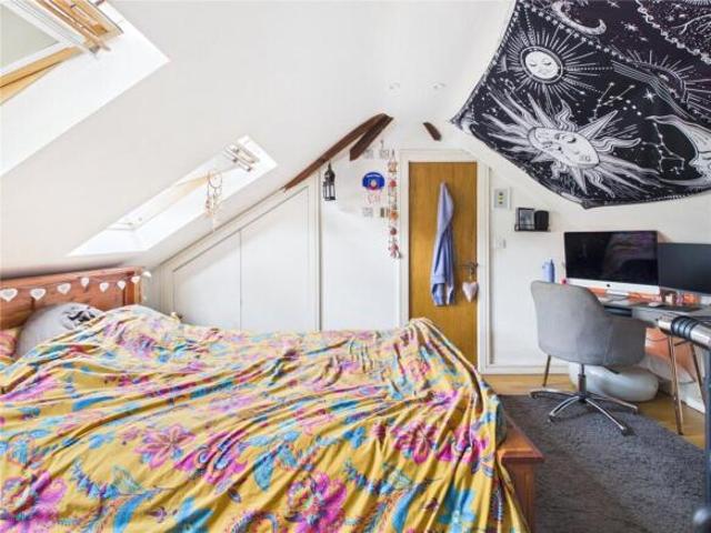 3 bedroom maisonette for rent in St Johns Lane, Bedminster, Bristol, BS3