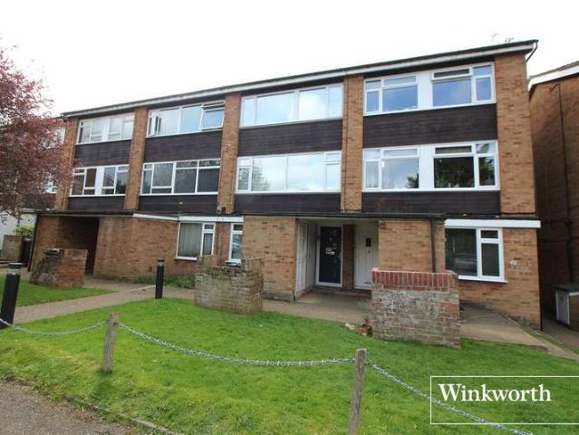 3 Bedroom Maisonette Flat