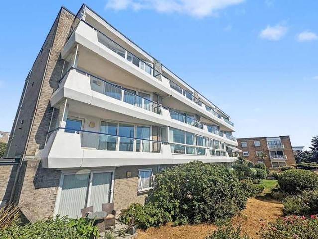3 Bedroom Maisonette Flat