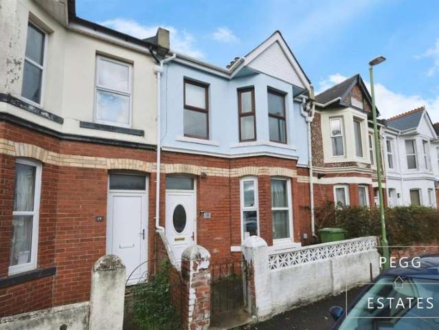 3 Bedroom Maisonette Flat