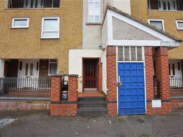 3 Bedroom Maisonette Flat