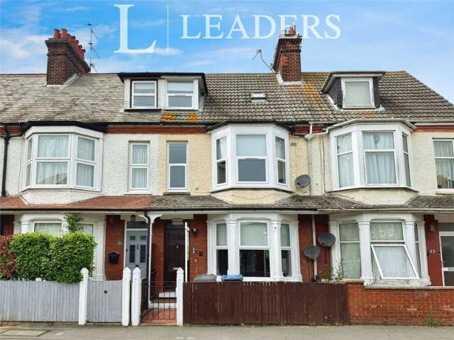 3 Bedroom Maisonette Flat