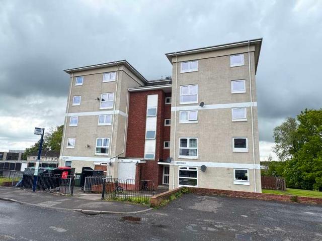 3 Bedroom Maisonette Flat