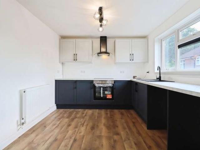 3 Bedroom Maisonette Flat