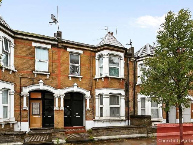 3 Bedroom Maisonette Flat