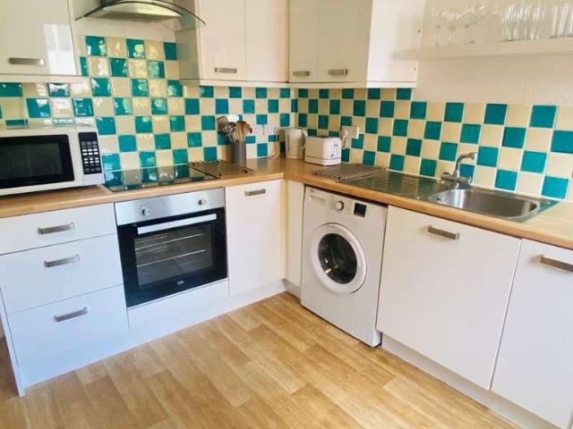 3 Bedroom Maisonette Flat