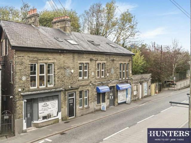 3 Bedroom Maisonette Flat