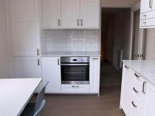 3 Bedroom Maisonette Flat