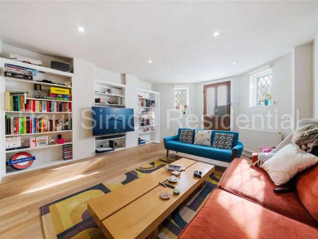 3 Bedroom Maisonette Flat