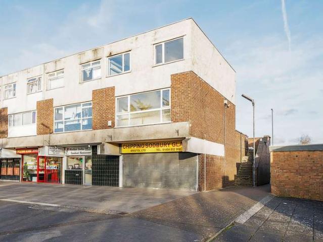 3 Bedroom Maisonette Flat