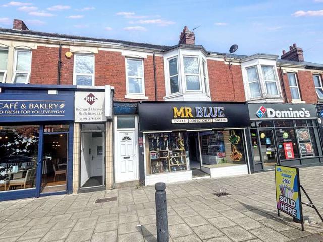 3 Bedroom Maisonette Flat