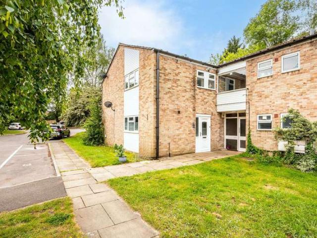 3 Bedroom Maisonette Flat