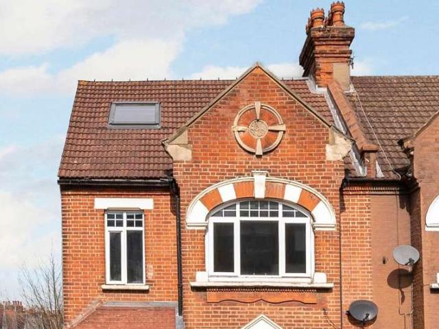 3 Bedroom Maisonette Flat