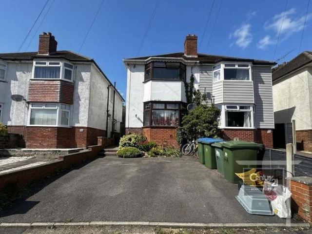 3 Bedroom Maisonette Flat