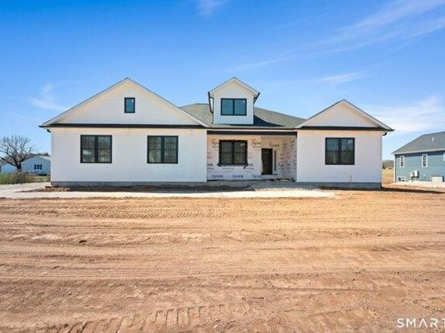 3 bedroom, Manchester CT 06040 102445954