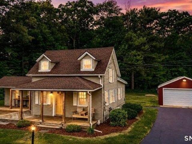 3 bedroom, Manchester CT 06040 104441438