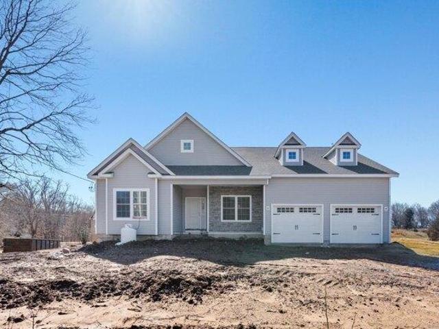 3 bedroom, Manchester CT 06040 104481362