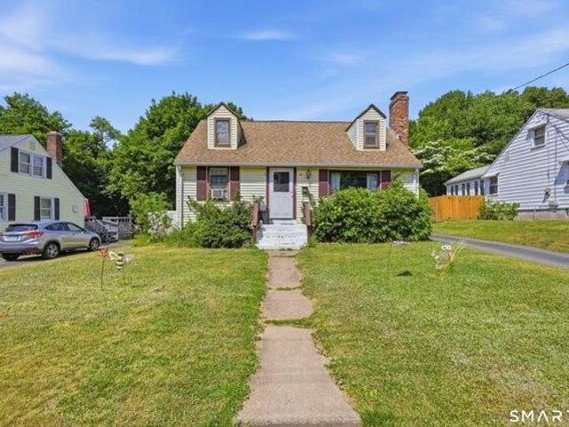 3 bedroom, Manchester CT 06040 104607074