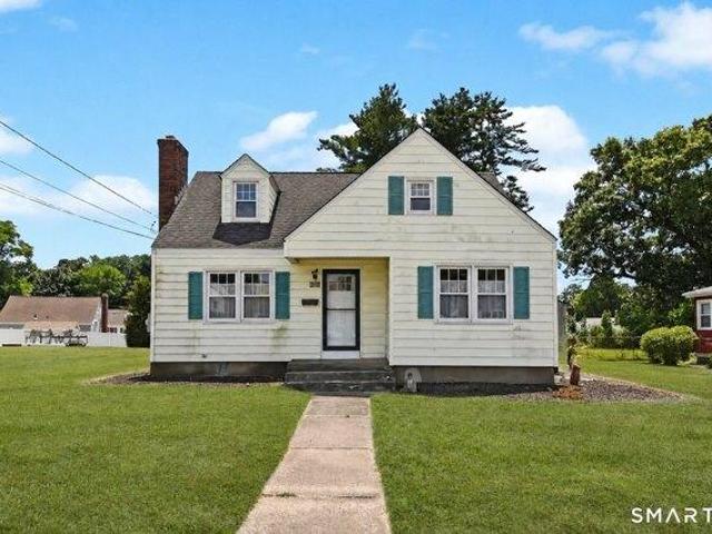 3 bedroom, Manchester CT 06040 104075923